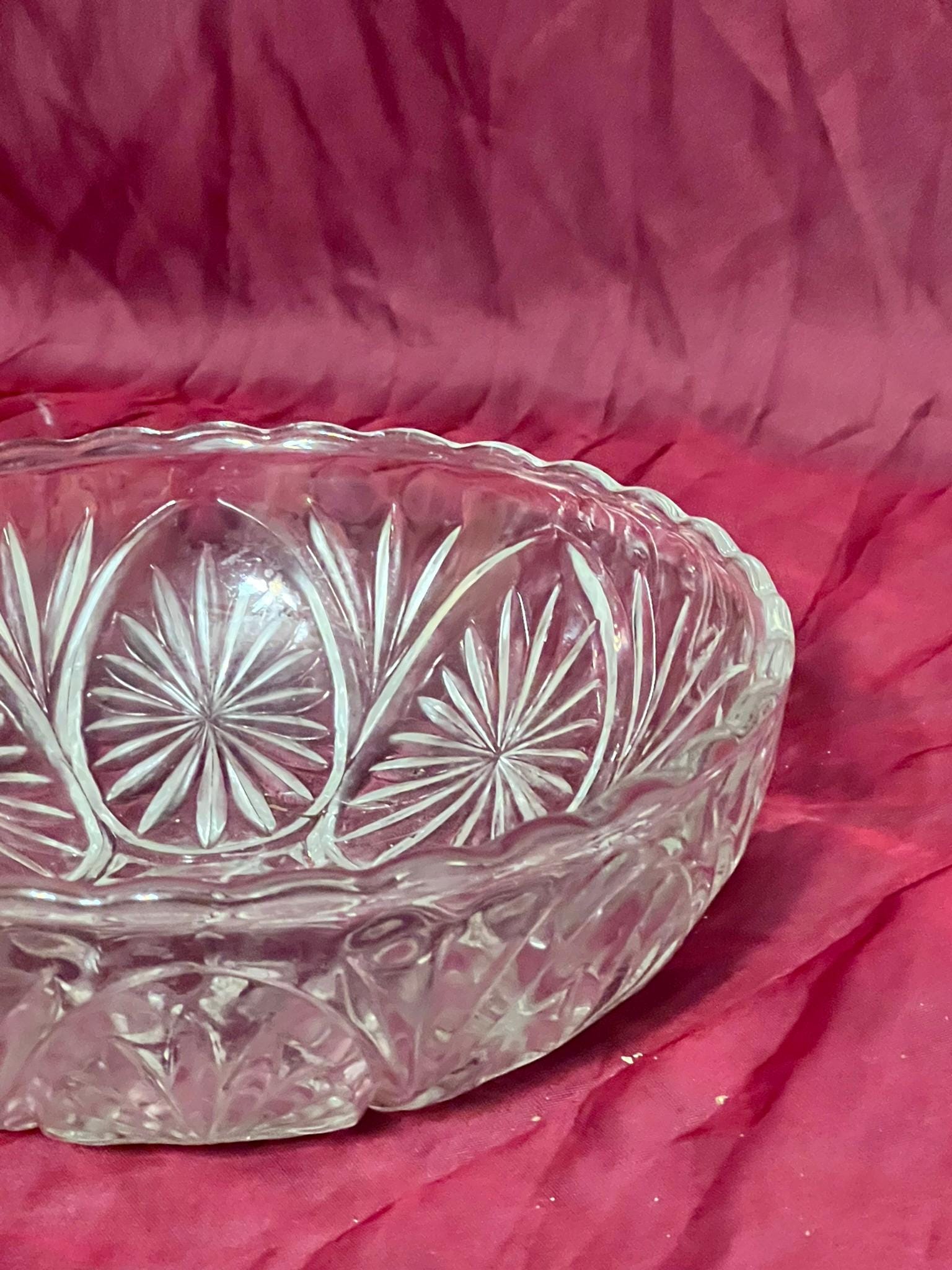 Anchor Hocking Crystal Bowl Dish Egg Design 8" Glass Serving Dish ...