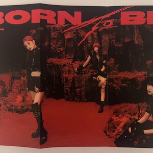 ITZY Official Album Posters/inclusions ~ Born to Be ~ ITZY ~ - Etsy