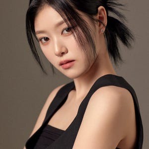 Loossemble Hyunjin Posters 1 ~ Kpop Poster ~ Loossemble ~ - Etsy