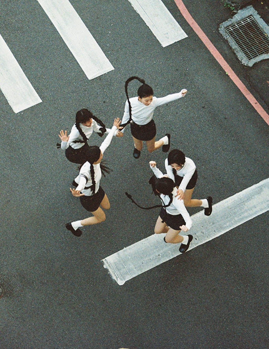 ILLIT Group Posters 2 ~ Kpop Poster ~ ILLIT ~ - Etsy