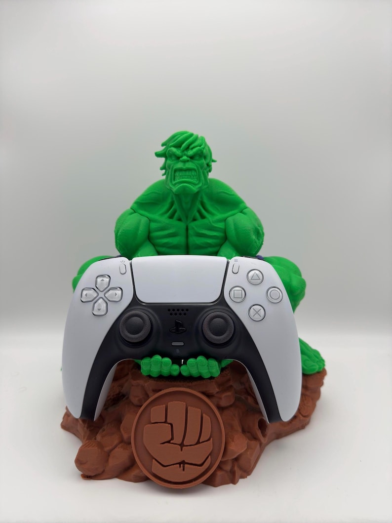 3D Printed Hulk Controller Stand – Gaming Decor, Playstation & Xbox ...