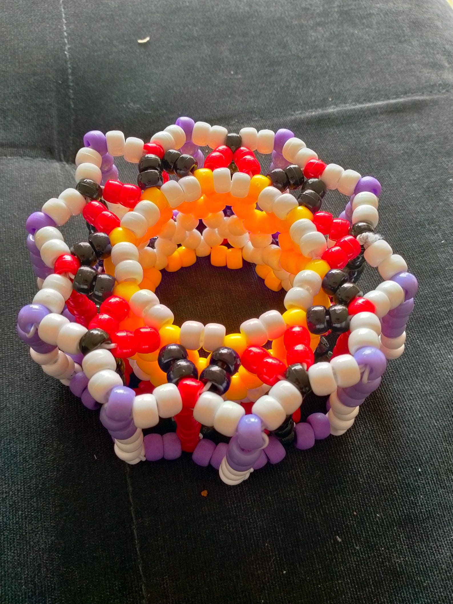 X-base 3D Carousel Kandi Cuff