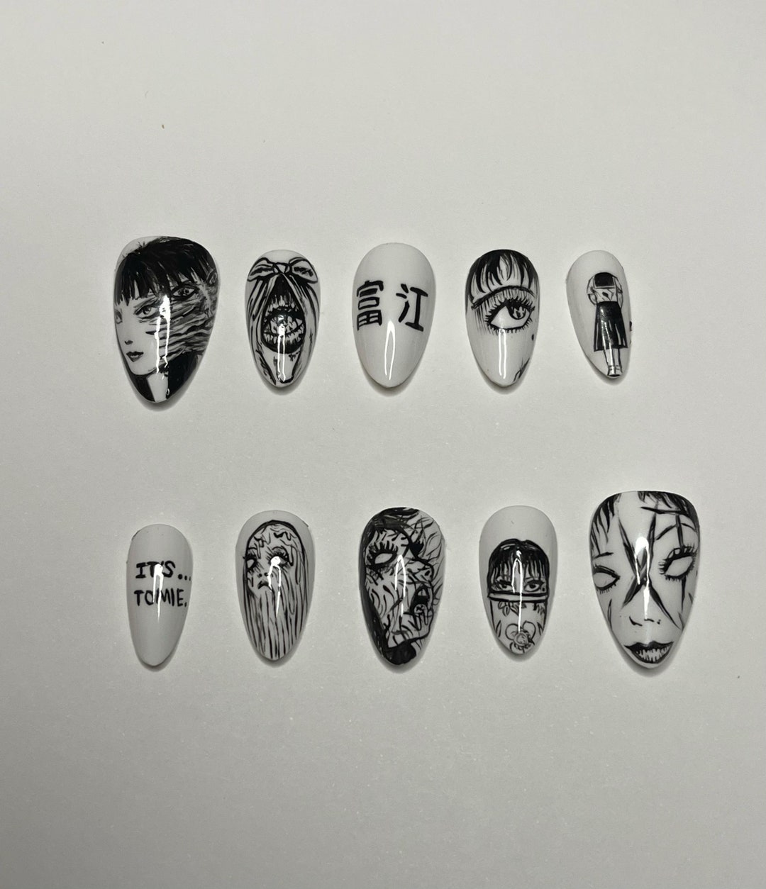 Horror Manga Hand Painted Press on Nails/ Character Art Nails/ Horror ...