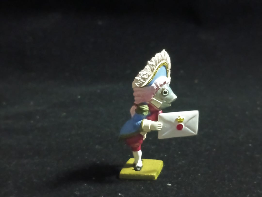 Kaiyodo Alice in Wonderland Fish Messenger With Letter Mini Figure ...