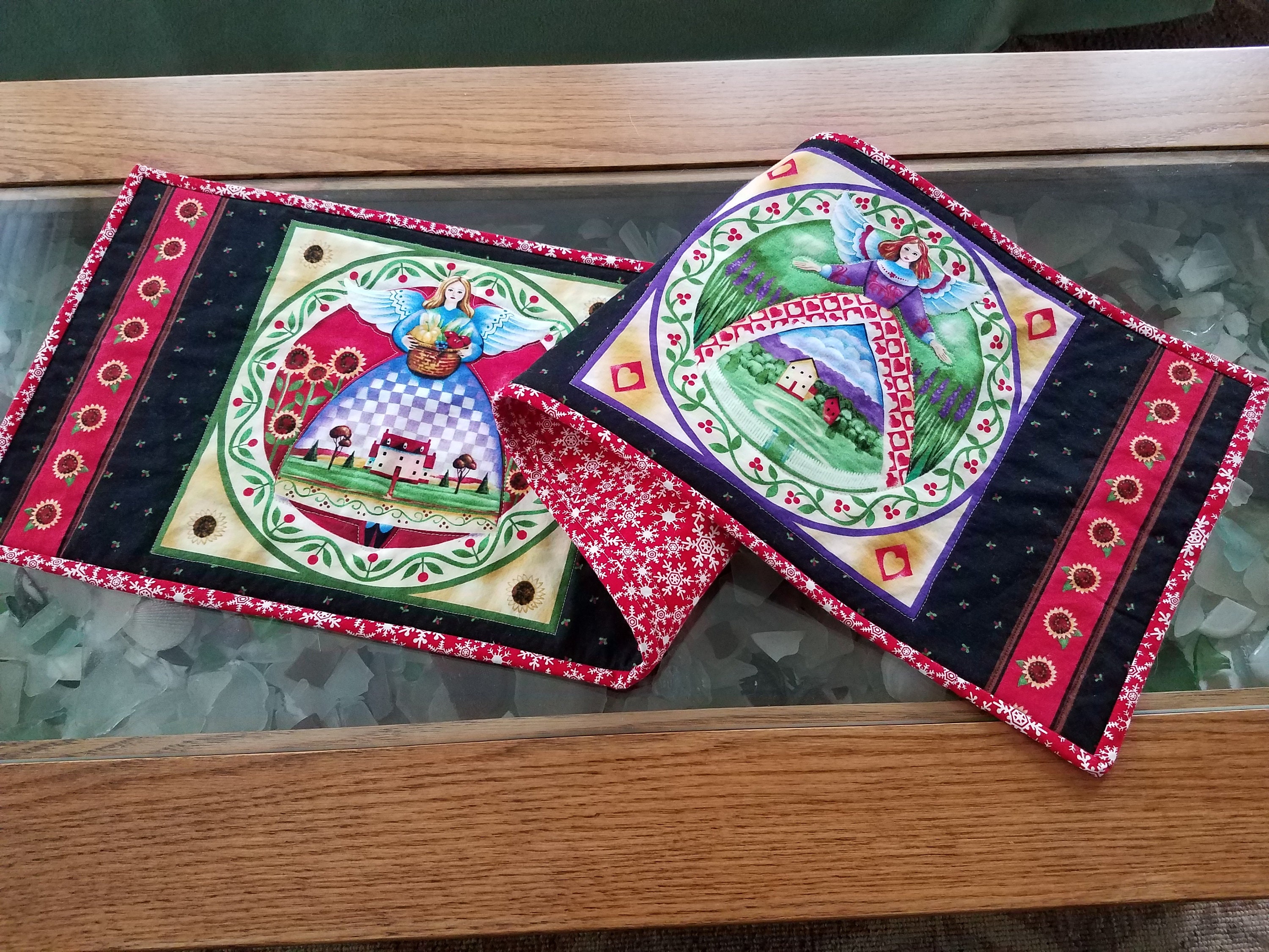 Angels Quilted Table Runner, 3 Angels Country Style Runner, Christmas ...