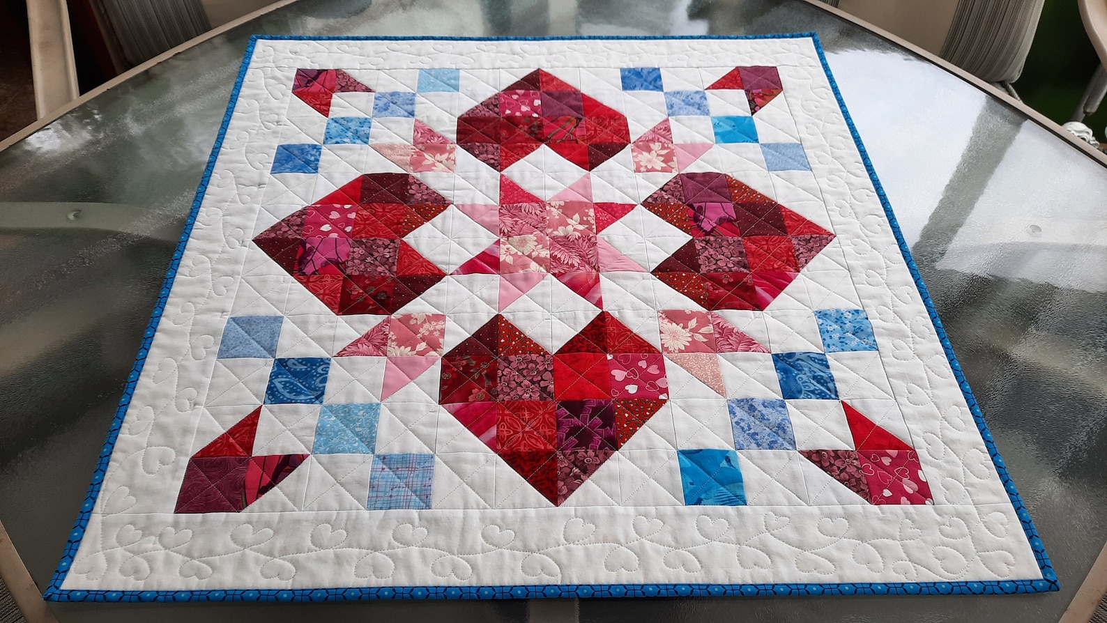 Valentine's Day Quilted Wall Hanging Heart Quilt Table - Etsy