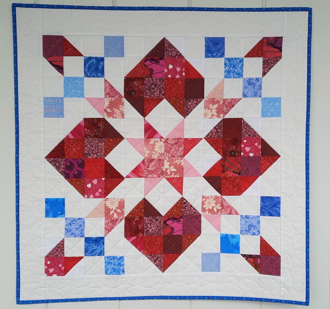 Valentine's Day Quilted Wall Hanging Heart Quilt Table - Etsy