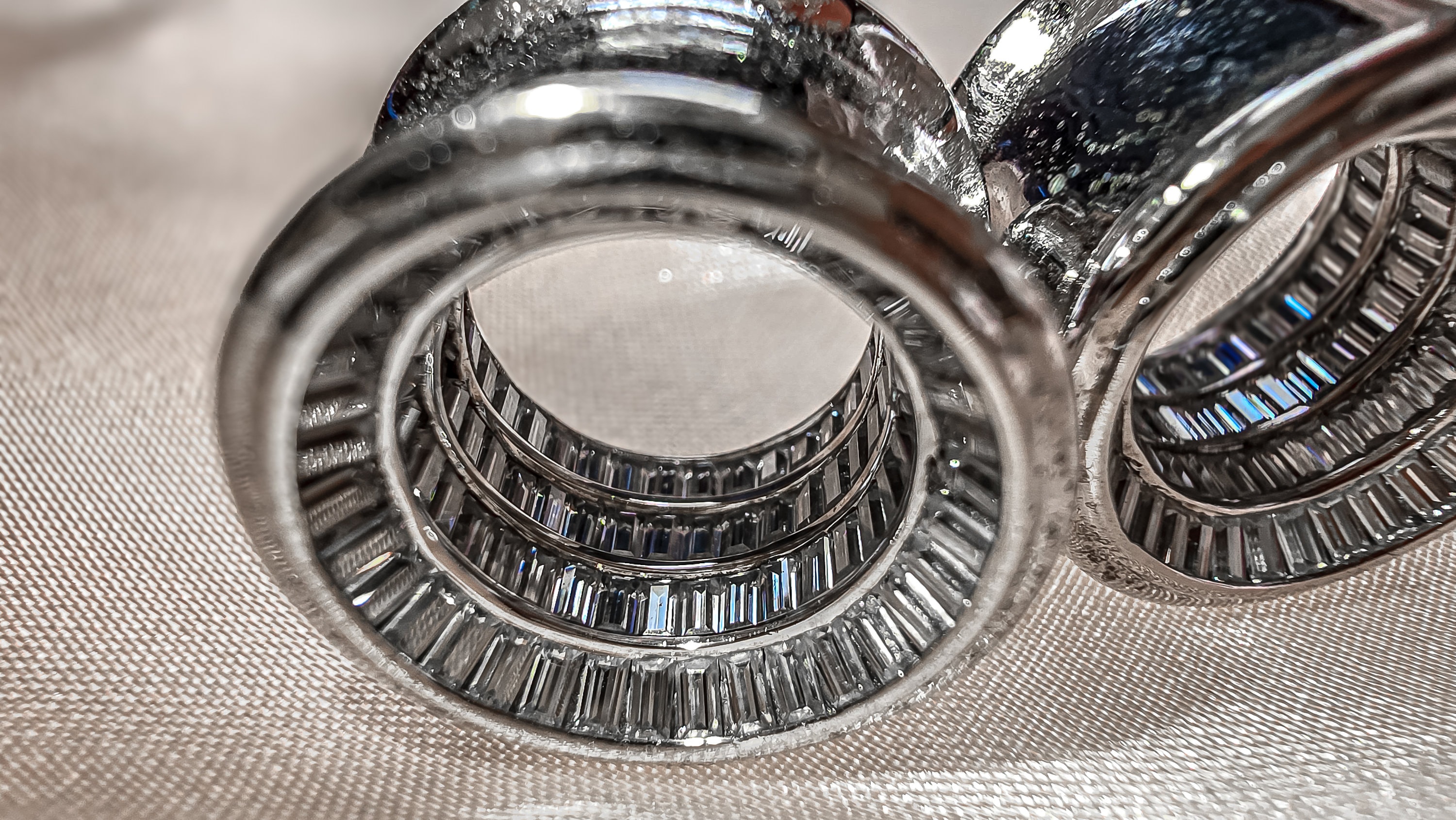 Elegant Baguette Diamond Moissanite-encrusted 10k Gold Ear Gauges ...