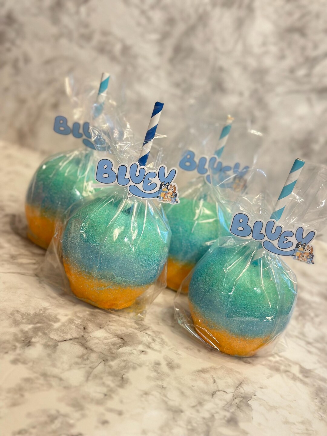 1/2 Dozen or 1 Dozen Bluey and Bingo Candy Apples - Etsy
