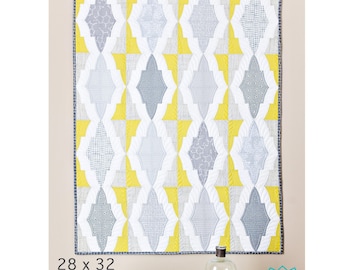 QCR Mini Moon Dance Quilt, A Pieced Quilting Pattern by Sew Kind of ...