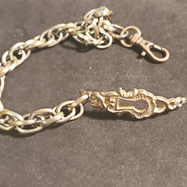 Keyhole Bracelet - Etsy