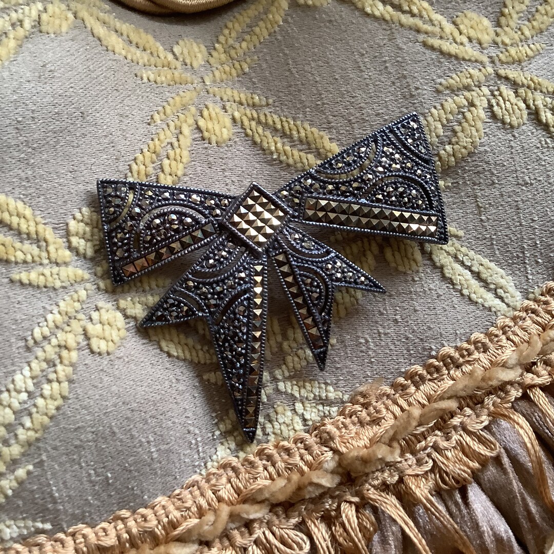Large Vintage 1970-80s Judith Jack Marcasite Bow Brooch - Etsy