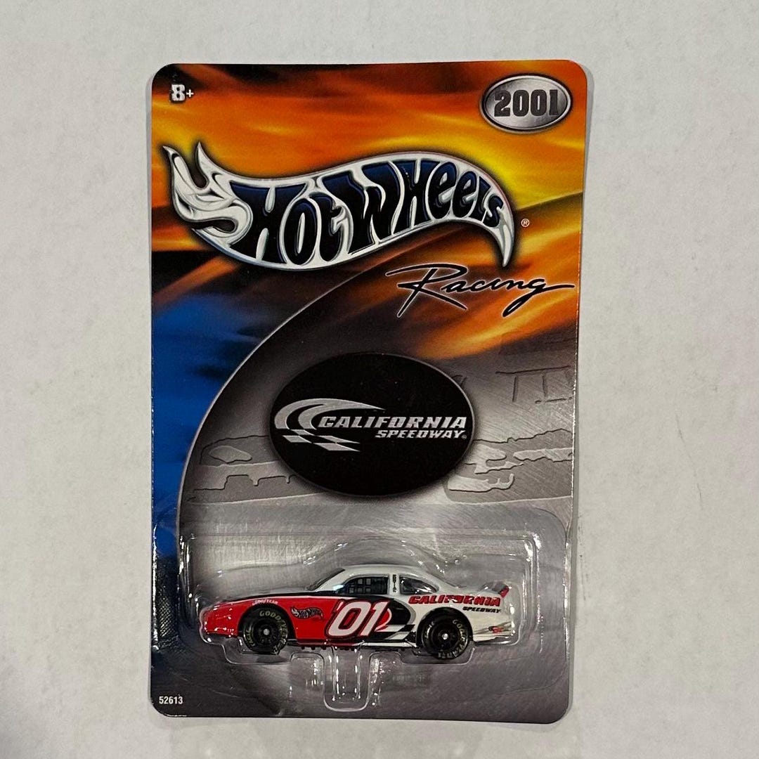 Hot Wheels Racing California Speedway Red White 01 Die Cast 1:64 Scale ...