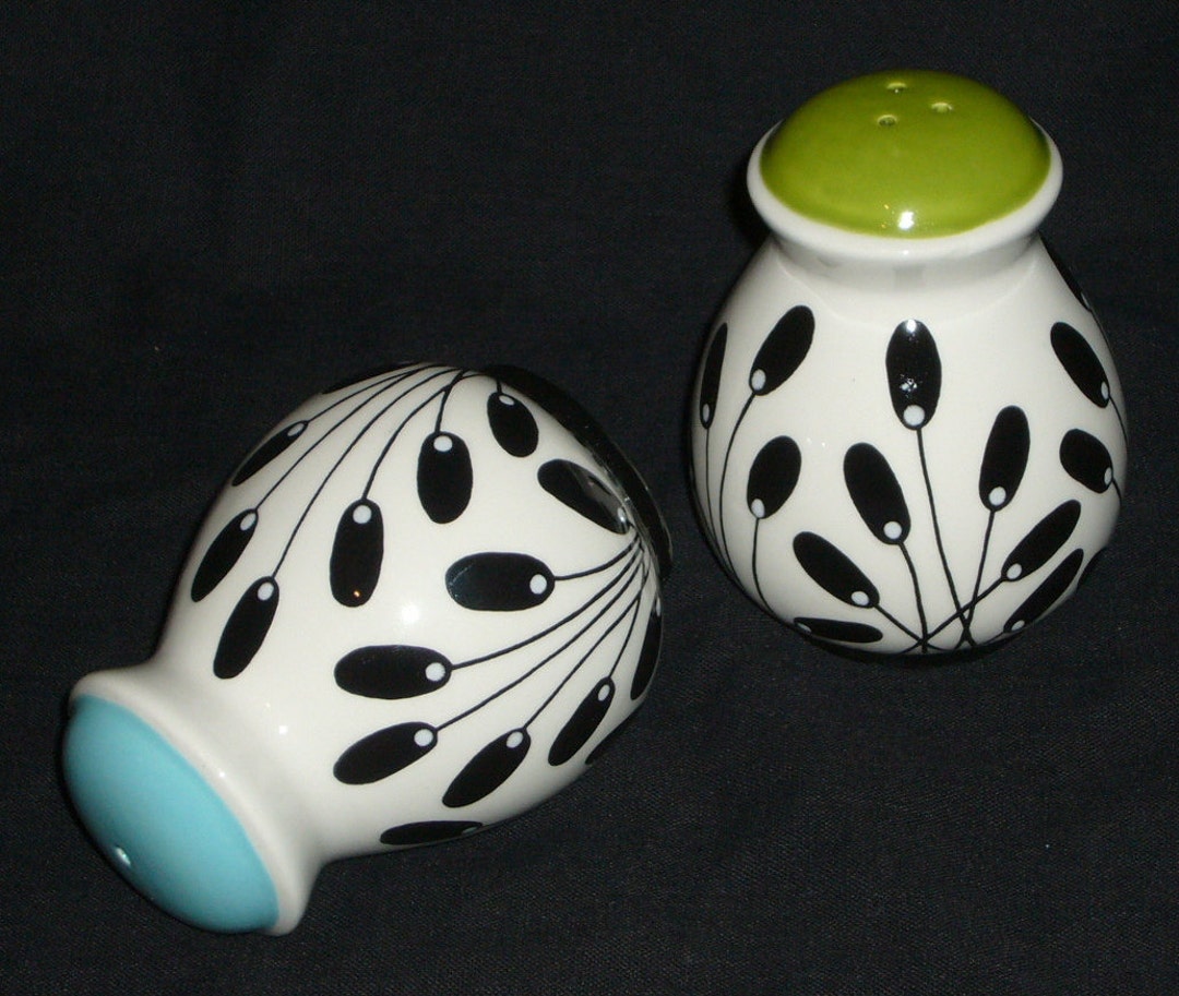 Large Salt and Pepper Shakers - Etsy