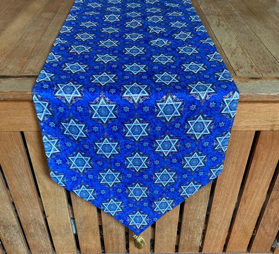 JEWISH TABLE RUNNER Gilded Stars of David - Etsy