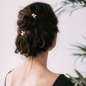 Modern Brass Hair Pin, Modern Bobby Pin, Circle Hair Pin, Tiny Hair ...