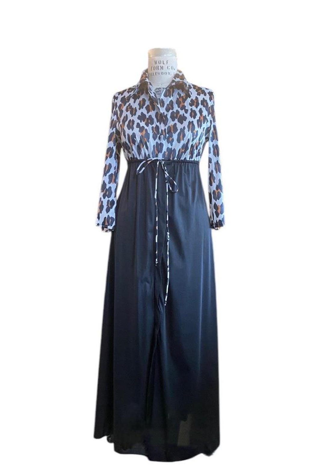 1970s Dressing Gown, Vintage Robe, Leopard Print, Zip Front, Nylon, 70s ...