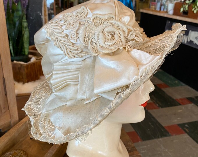 1920s Wedding Hat, Cream Silk and Lace, Pamela Hat, Wide Brim, Antique ...