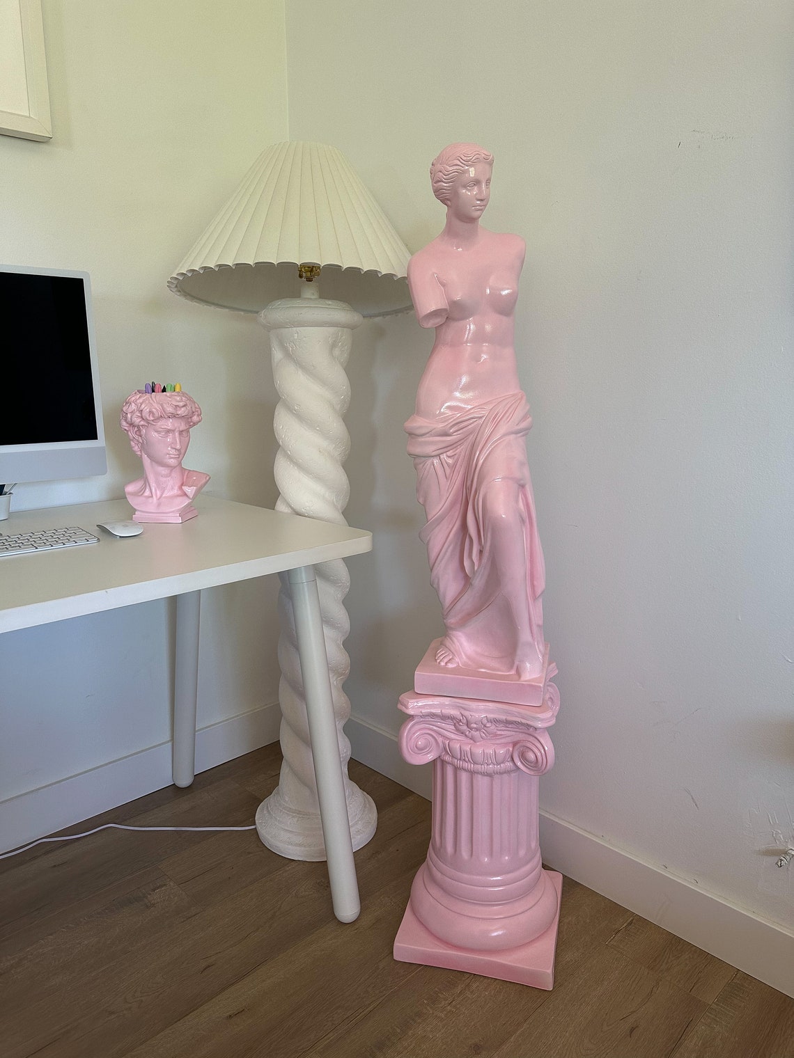 Handcrafted Venus Aphrodite Sculpture on Greek Column Candy Pink Gloss ...