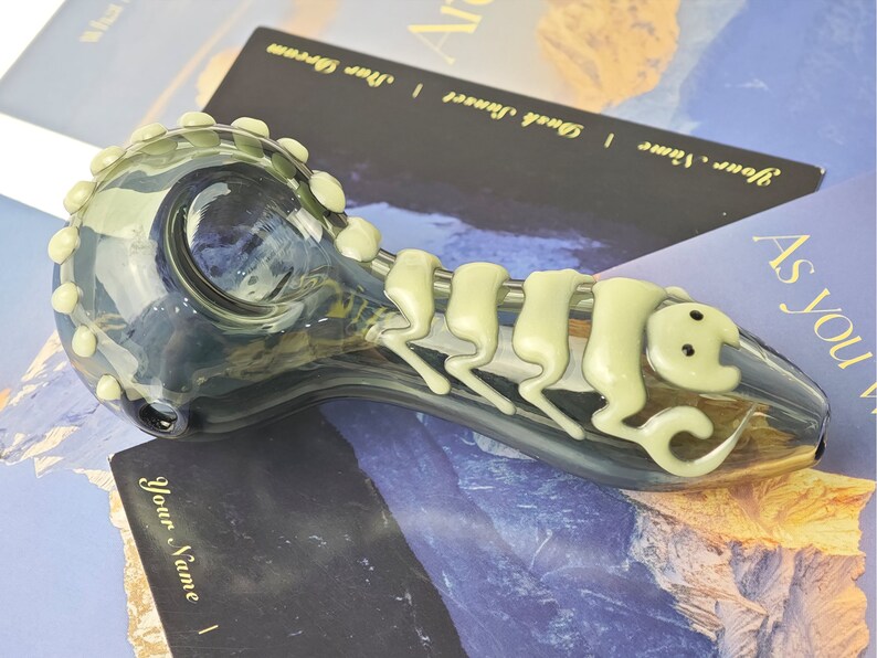 Alien Glass Pipe for Futuristic Smoking - Etsy