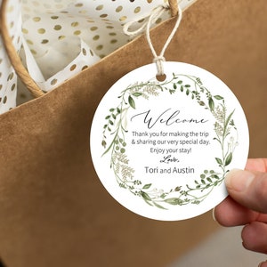 Round Welcome Bag Tag, Greenery Tags for Hotel Wedding Guest Gift Bags ...
