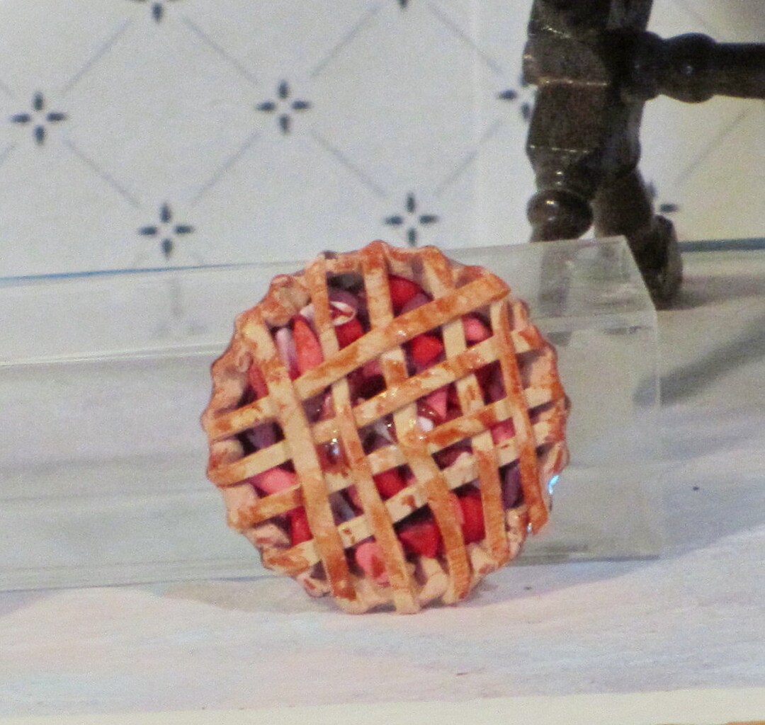 Miniature Cherry Pie Lattice Crust Dollhouse Item - Etsy