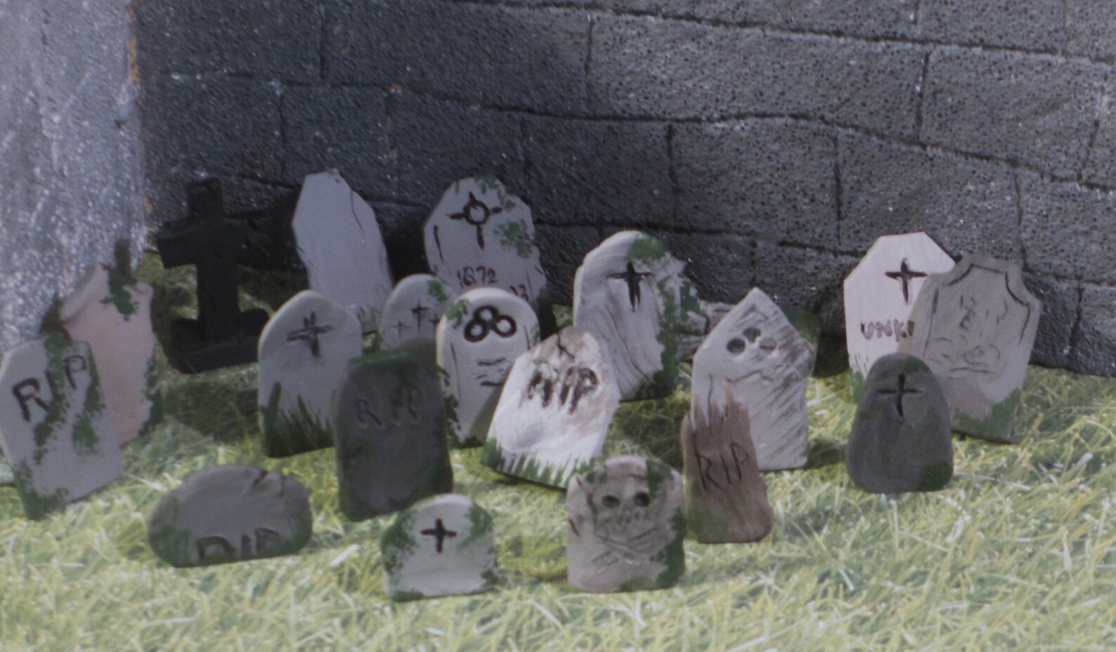 Miniature Handmade Grave Stones - Set of 3, Random Choice - Etsy
