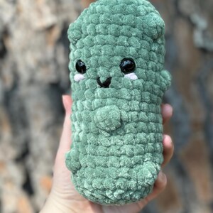 Crochet Pickle Pattern, Larry the Pickle, Crochet Amigurumi, Amigurumi ...
