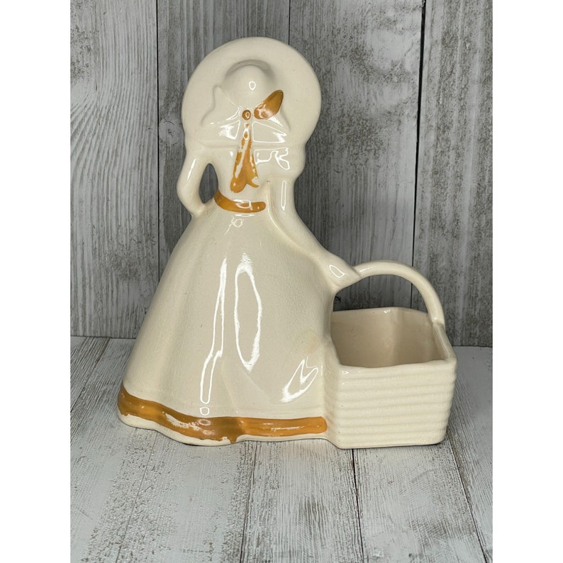 Vintage 1940s HULL USA Brush Pottery Southern Belle Planter - Etsy
