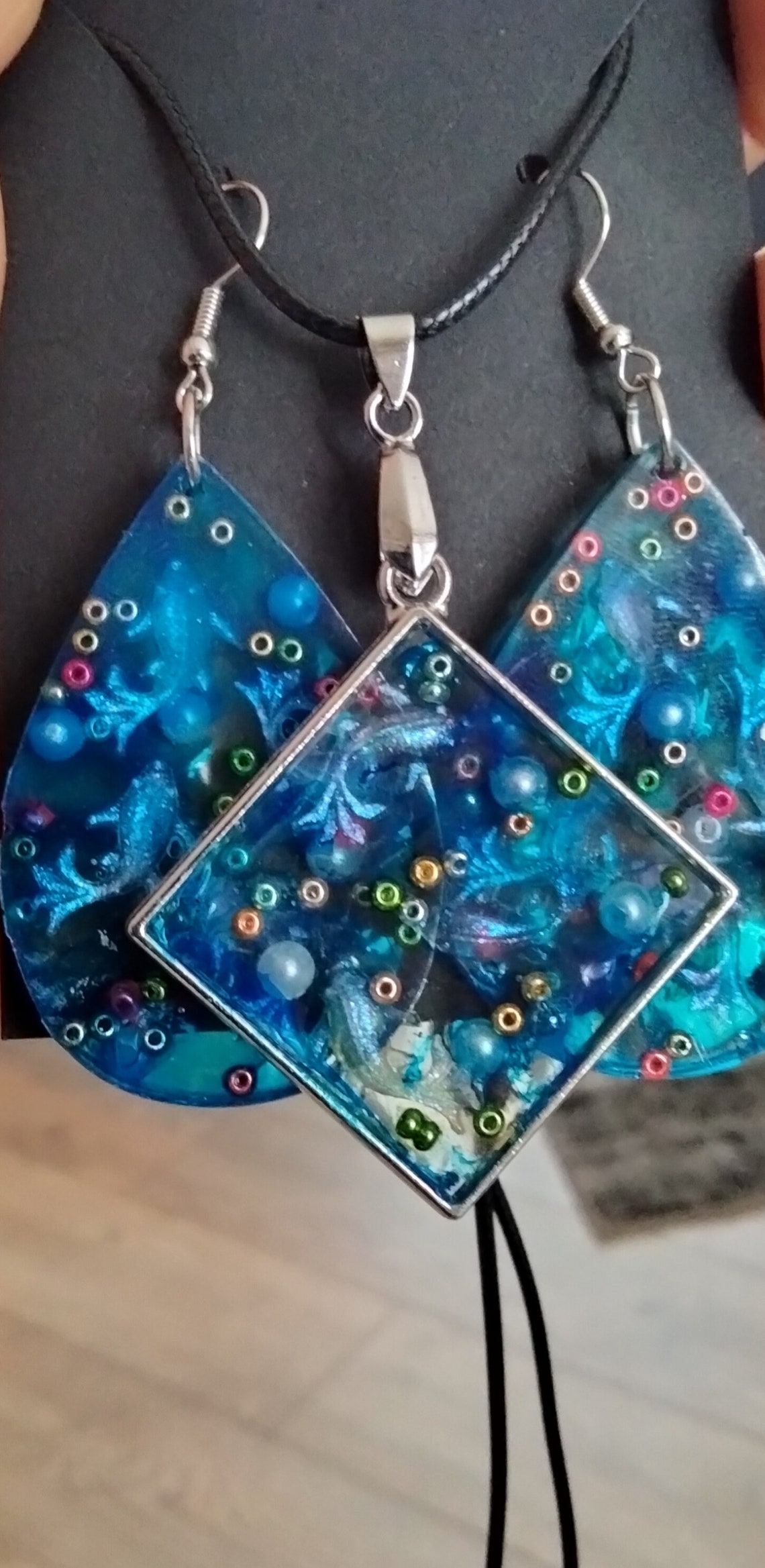 Handmade Resin Jewellery - Etsy