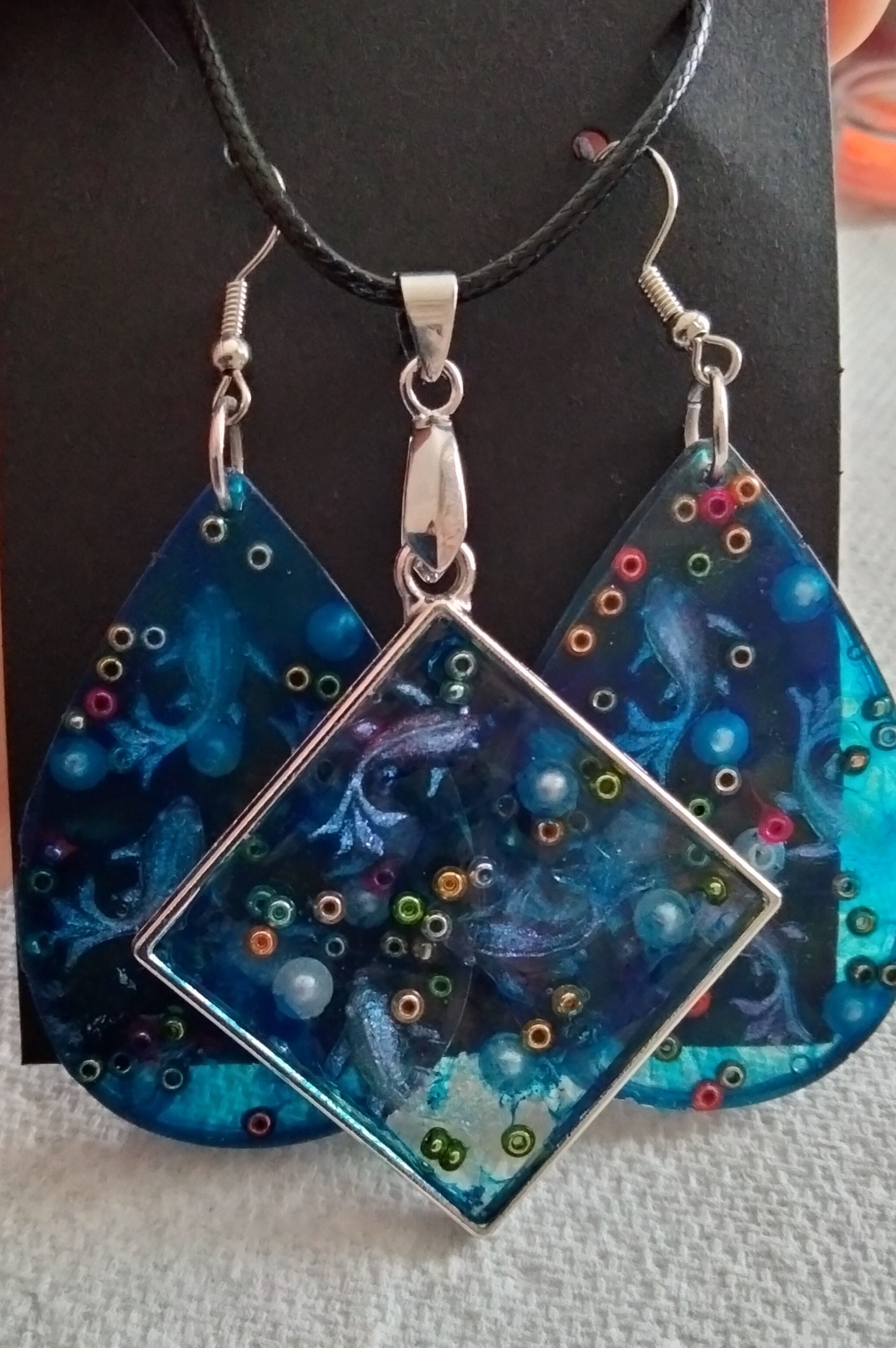 Handmade Resin Jewellery - Etsy