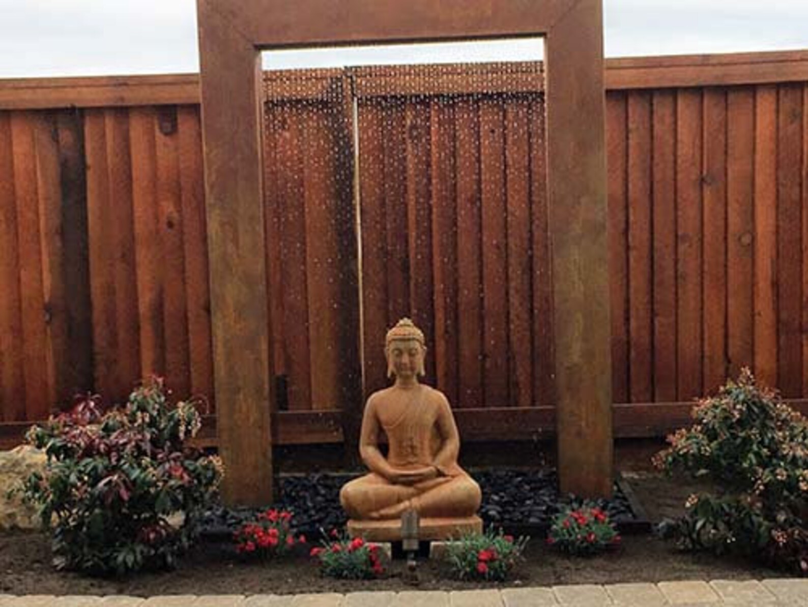 Garden Fountain arcade. Outdoor Water Fountain, Made of Metal, Corten ...