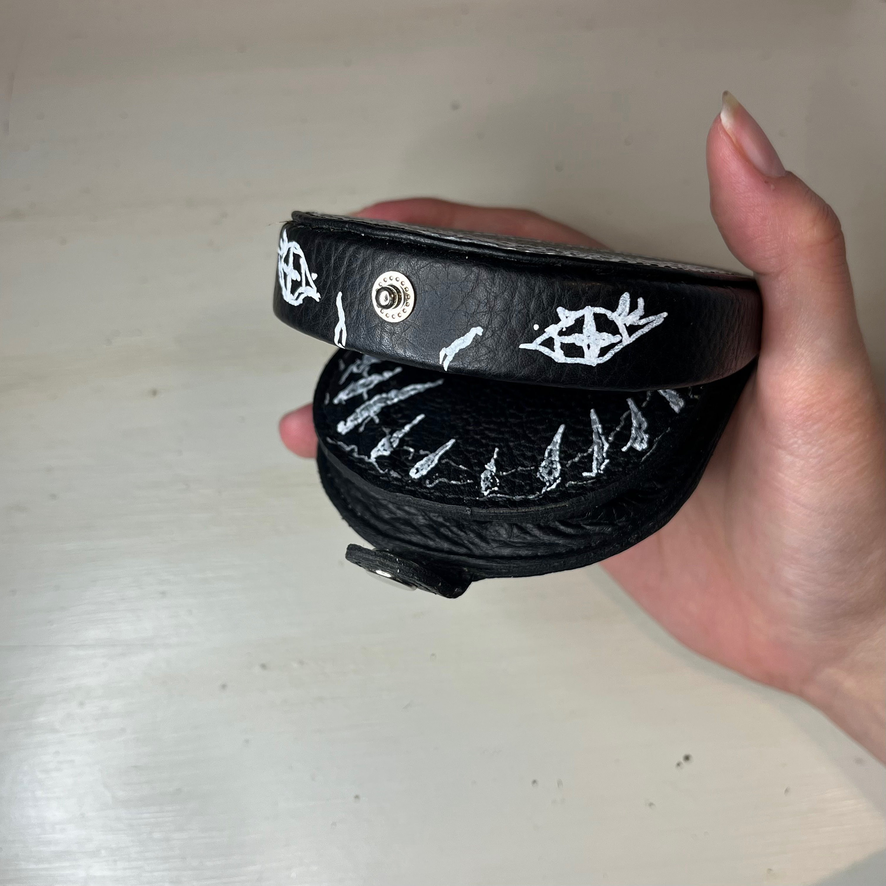 Hand-drawn Artisanal Wallet | Graffiti Art, Street Art, Abstract Art ...