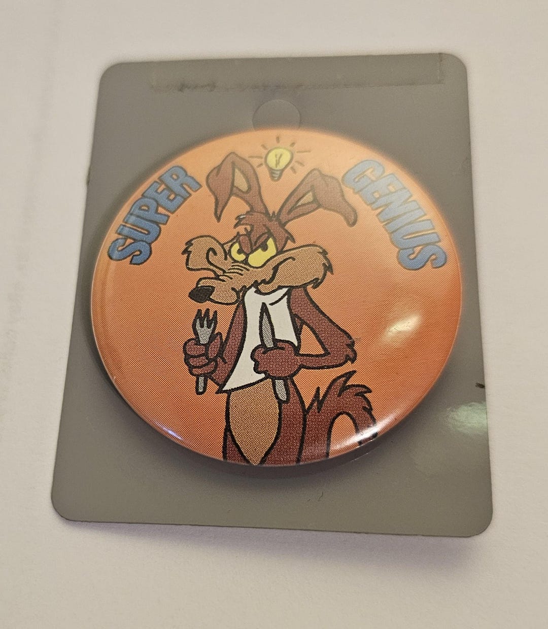 1988 Warner Bros Wile E Coyote "super Genius" Pinback Button #1941 ...