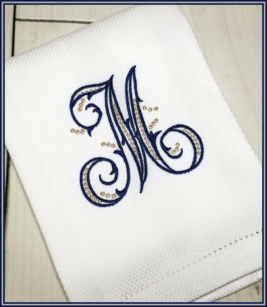 Monogrammed Hand Towel / Kitchen Towel / Wedding Gift - Etsy