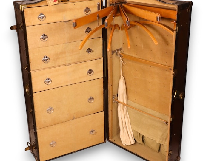 Innovation Steamer Wardrobe Trunk Yale Lockset Antique Vintage Pat Date ...