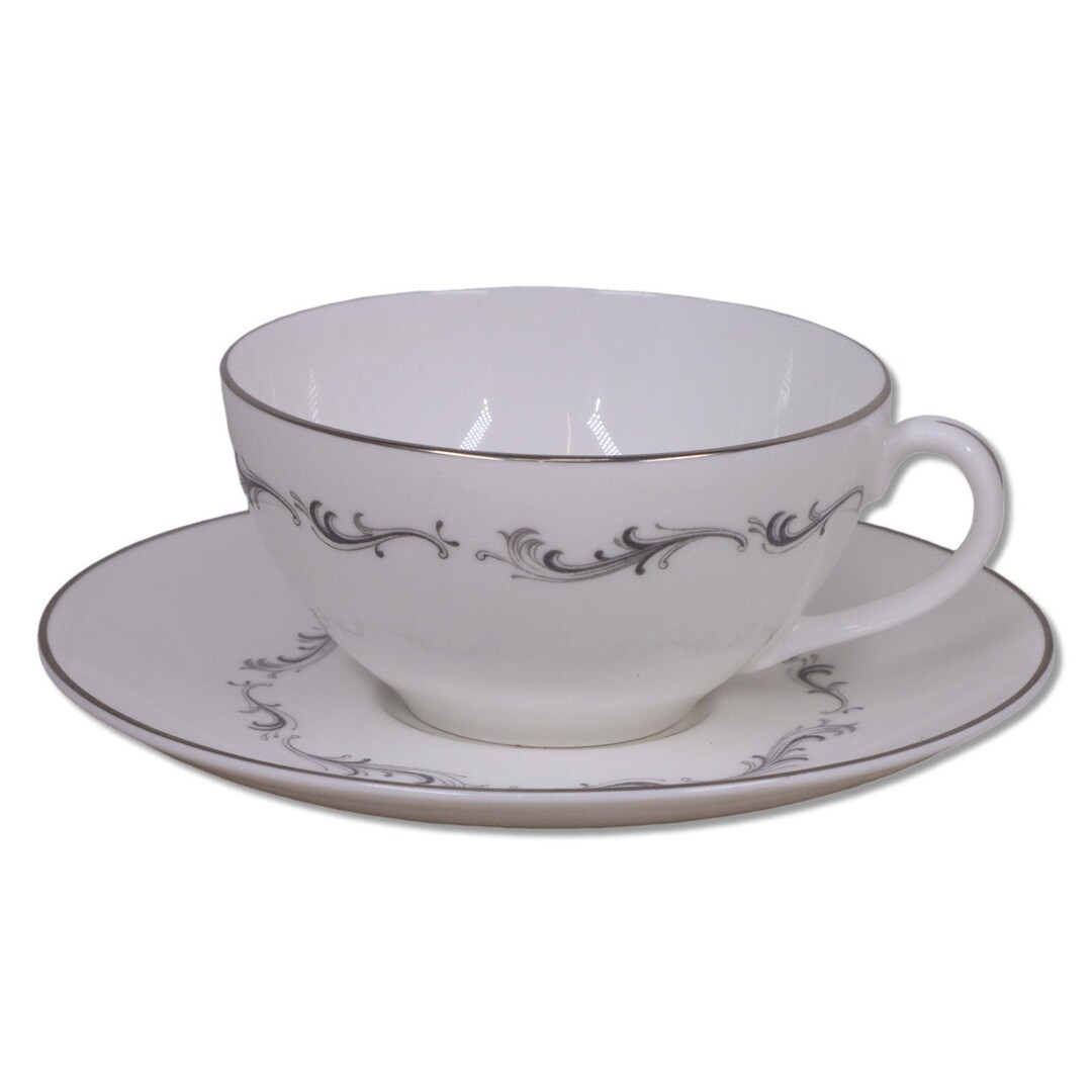 Royal Doulton Coronet H 4947 Tea Cup and Saucer English Fine Bone China ...