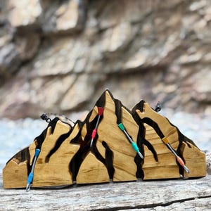 Large Mountain Wood Key Holder With 4 Climbing Nut Keychains - Etsy