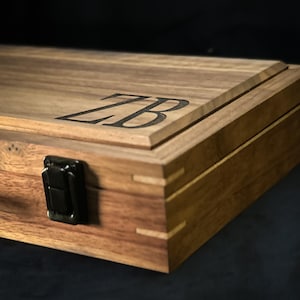 Custom Wooden Poker Chip Case: Handmade Game Storage Box - Etsy