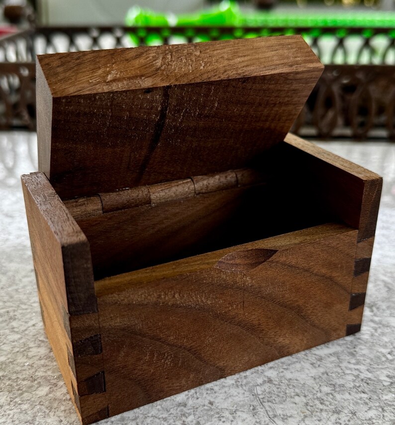 Handmade Heirloom Keepsake Box: Dovetail Joinery, Hidden Hinge, Flocked ...