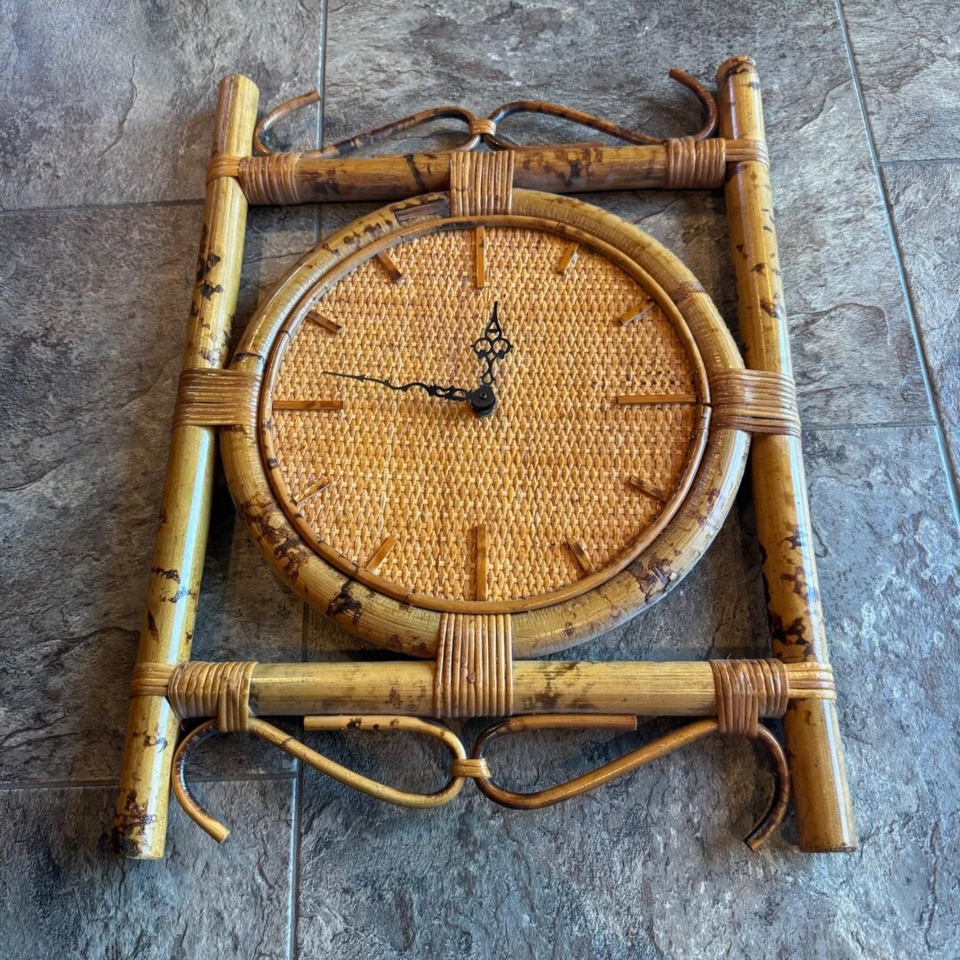 RARE MCM Vintage Rattan & Wicker Wall Clock – Boho Coastal Vibes Retro ...