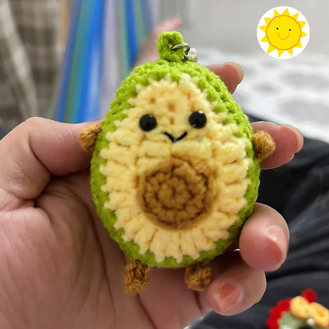 Avocado-shaped Knit Keychain, Cute Keychain, Handmade Keychain, Mini ...