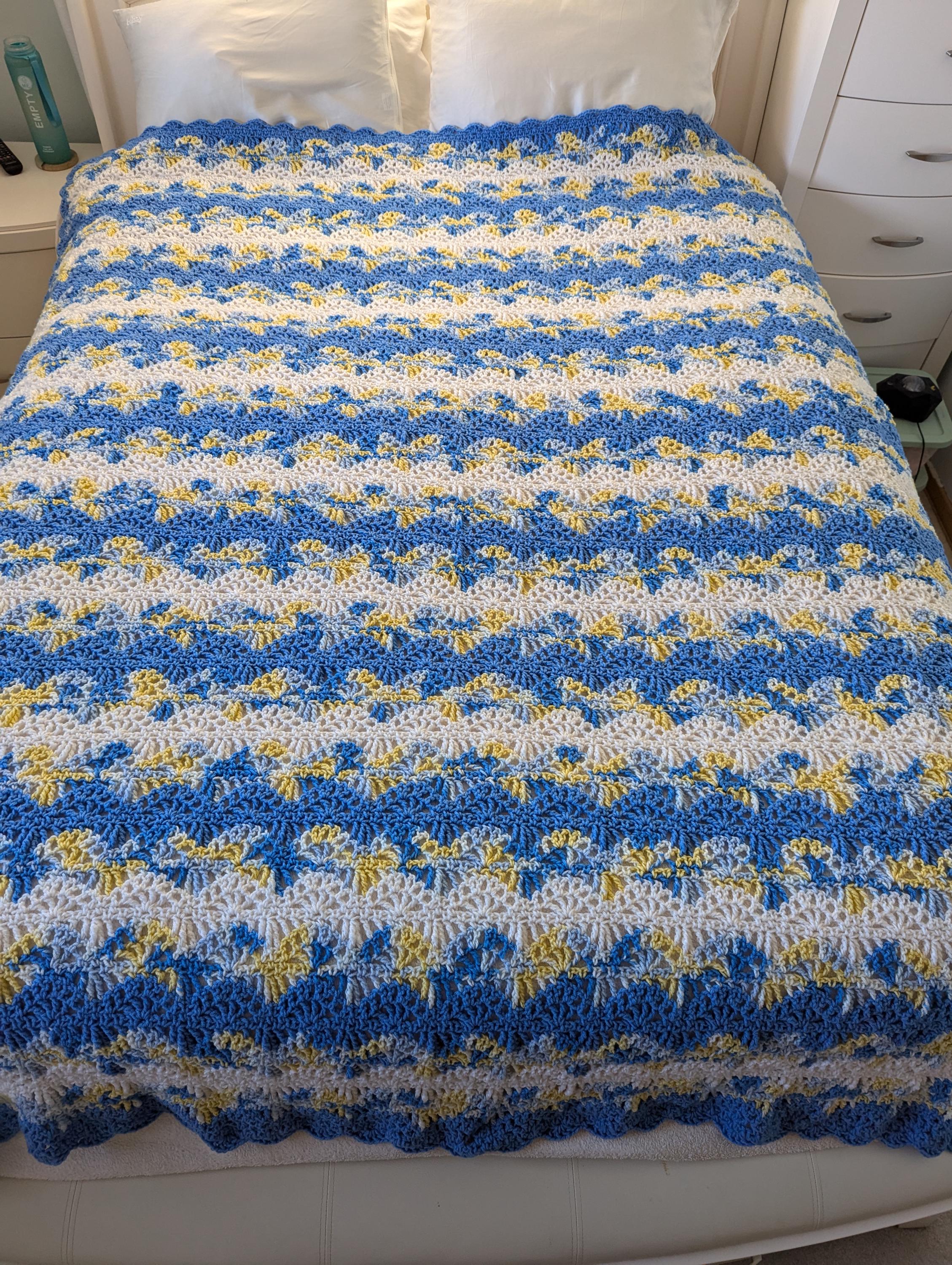 New Handmade *over Sized* "scallop" Crocheted Afghan/blanket in French ...