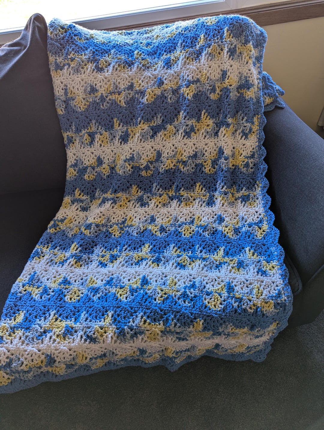 New Handmade *over Sized* "scallop" Crocheted Afghan/blanket in French ...