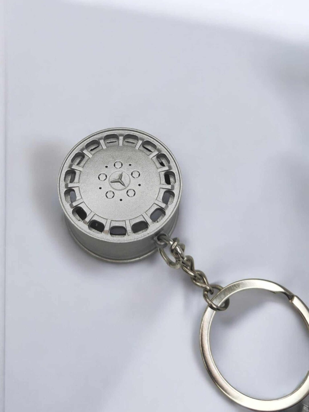 Mercedes W124 Wheel Keychain, 3d Printed Car Accessories, Car Guy Gift ...