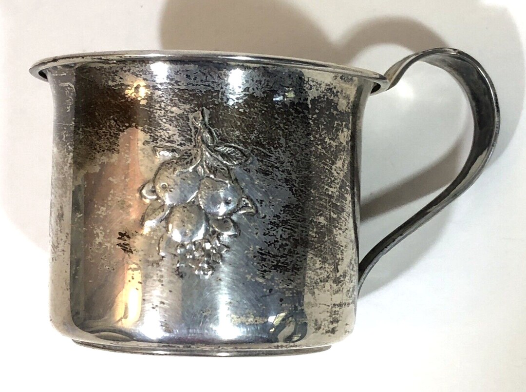 WEBSTER Co. Sterling Silver 22542 Pattern Baby Cup Hanging Fruit 2.25”W ...
