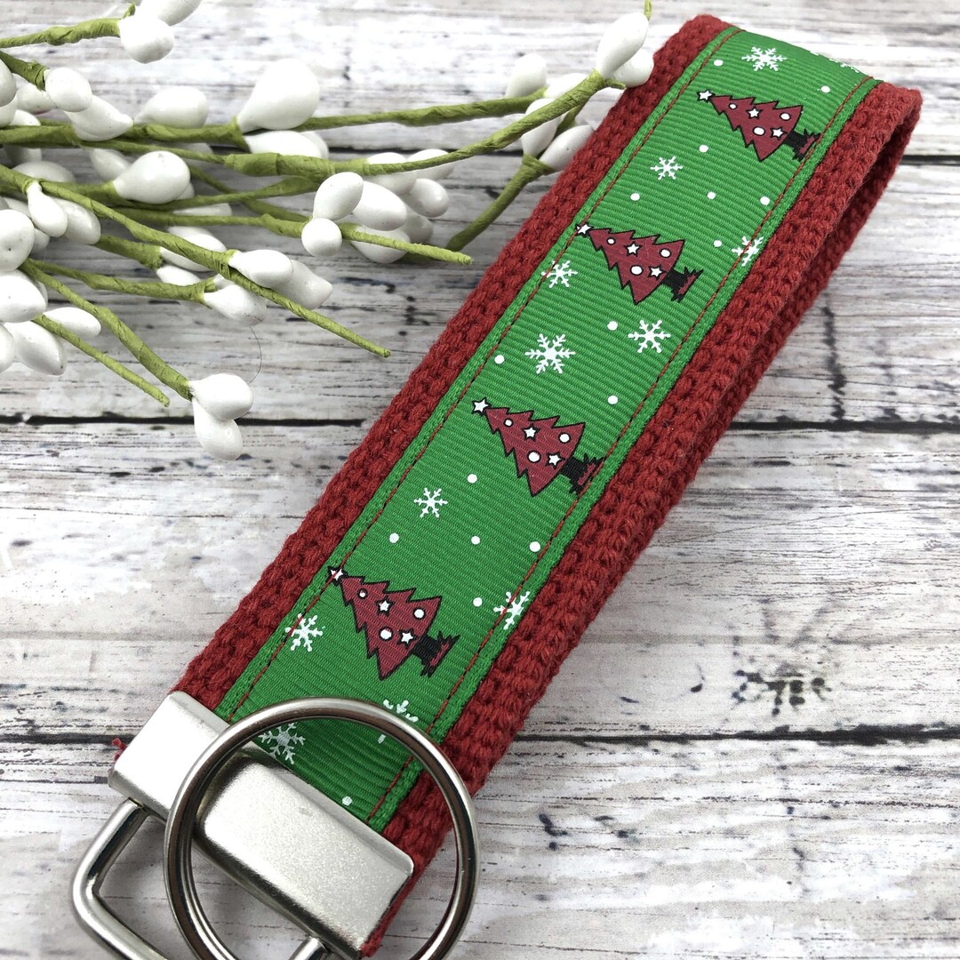 Handmade Christmas Keychain Wristlet, Christmas Tree, Christmas Trees ...