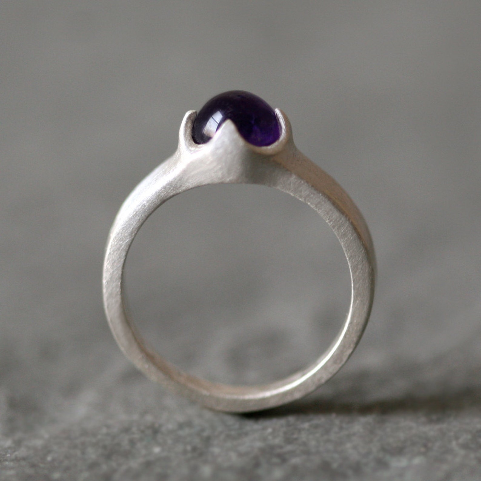 Banded Cab Ring in Sterling Silver With Amethyst - Etsy