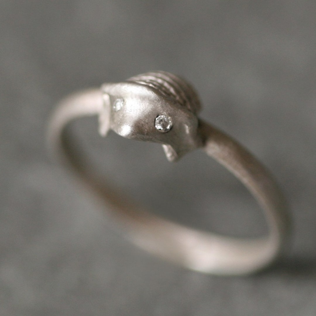 Tiny Hedgehog Ring in Sterling Silver With Diamonds - Etsy