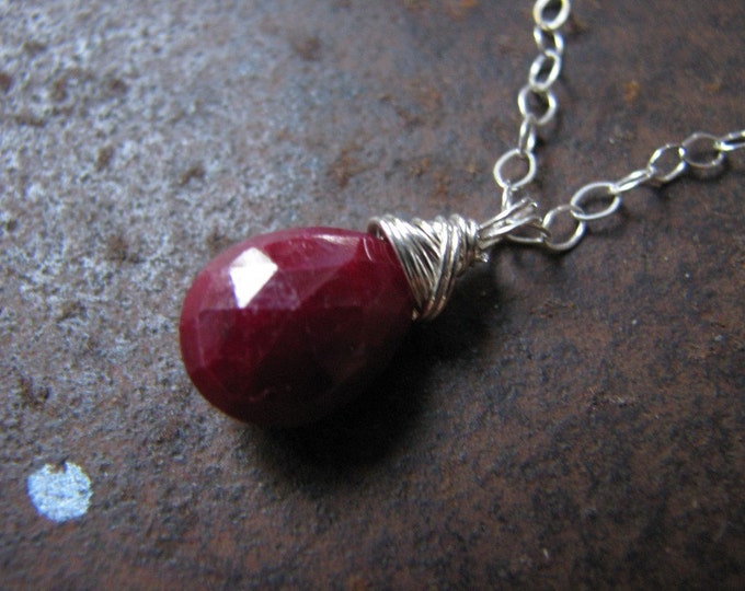Capricorn Ruby Necklace - Etsy